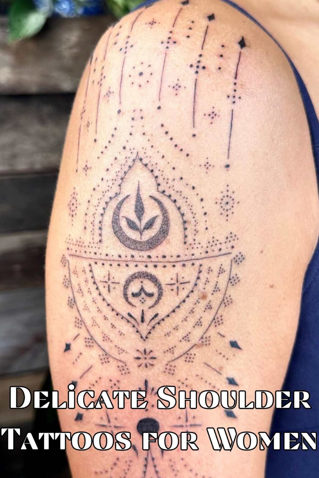 31 Delicate Shoulder Tattoos for Women - Tattoo Glee
