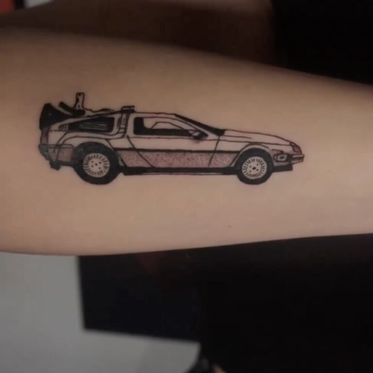 43 Back to the Future Tattoos With Marty, Doc, and the DeLorean ...